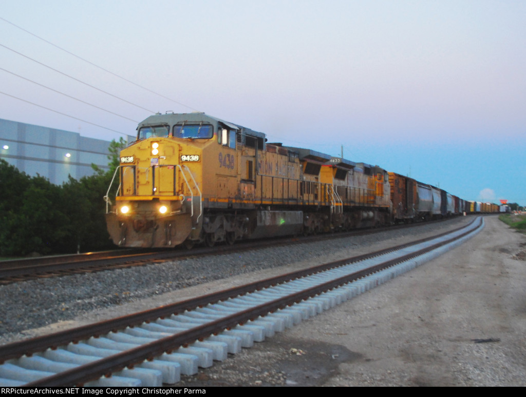 UP 9438 at Dusk